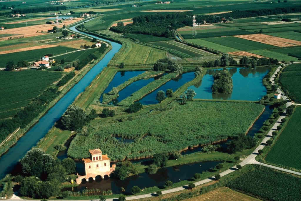 Explore Italy's Natural Beauty: Top Parks & Reserves | ItaloBlog