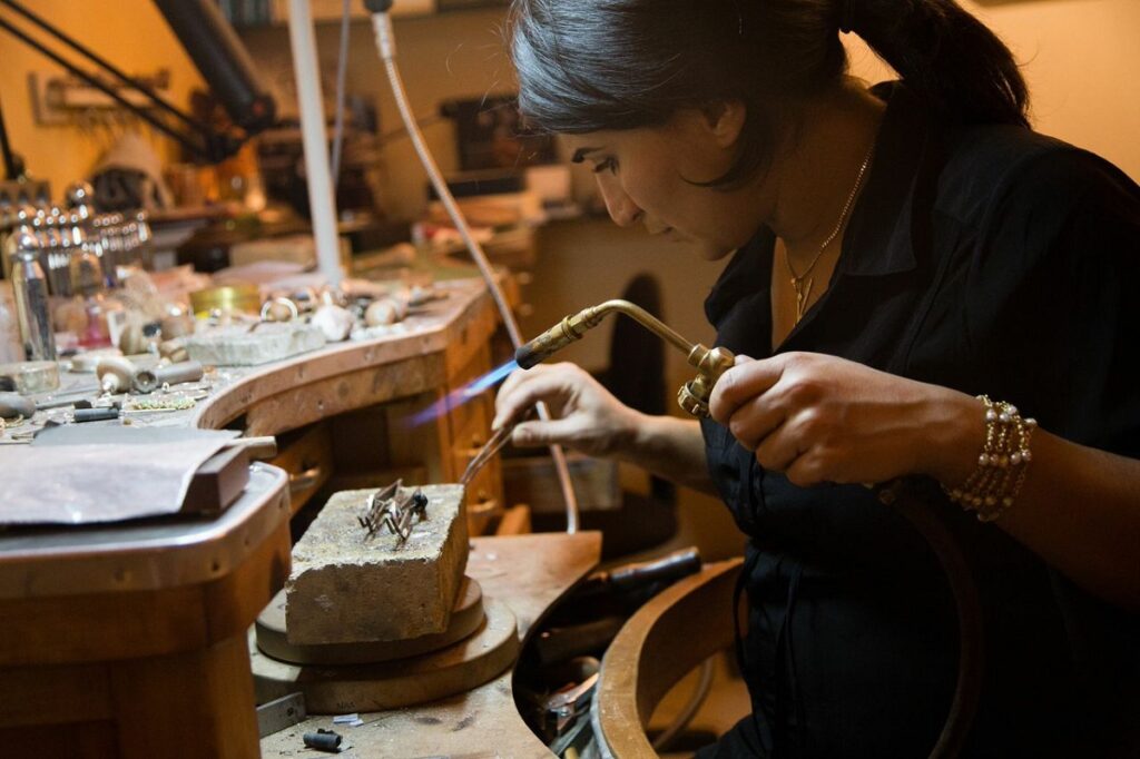 Exploring Traditional Italian Crafts: Art & Heritage | ItaloBlog